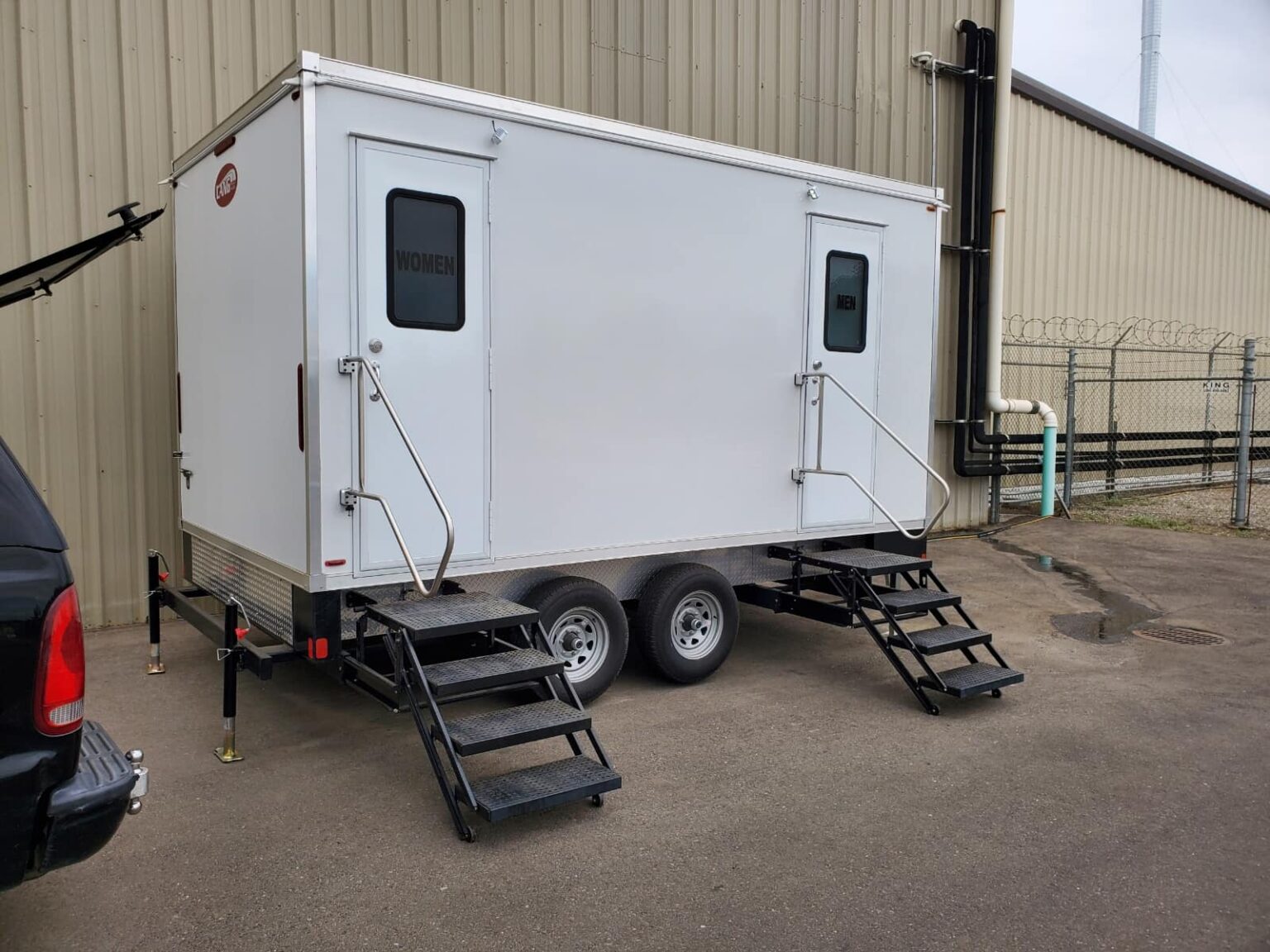 Temporary Restroom Rental in Fresno | The Lavatory